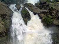 ಮಳವಳ್ಳಿ ಬೆಂಕಿ ಜಲಪಾತ ನೋಡೋಣ ಬನ್ನಿ | Shimsha Falls | Benki Falls | River ...