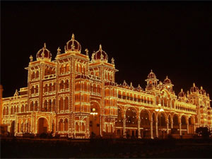 ನೋಡಲೇ ಬೇಕಾದ ಸ್ಥಳ: ಮೈಸೂರು ಮುಂದೆ, ತಾಜ್ ಹಿಂದೆ | Mysore Palace | Karnataka ...