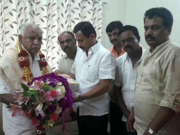 ಸುದ್ದಿಗೆ ರೆಕ್ಕೆಪುಕ್ಕ ಕಟ್ಟಿದ ಯಡಿಯೂರಪ್ಪ- ಶಾಸಕ ಬಾಲಕೃಷ್ಣ ಭೇಟಿ | Why Magadi ...