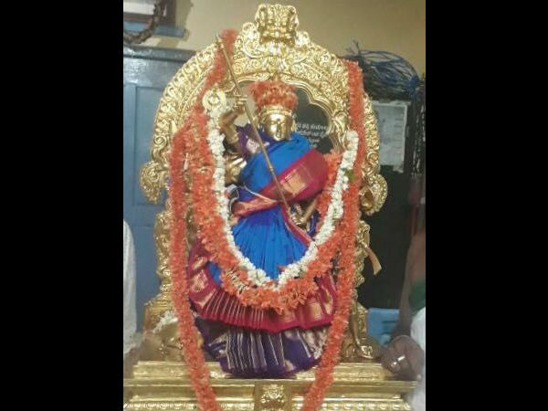 ಚಾಮುಂಡಿಗೆ ತಾವು ಕೊಟ್ಟ ಸೀರೆಯನ್ನೇ ಉಡಿಸಿ: ಪಾರ್ವತಿ ಸಿದ್ದರಾಮಯ್ಯ | Karnataka ...