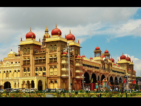 ಚಿತ್ರದಲ್ಲಿ: ಮೈಸೂರಿನ ಅಂಬಾವಿಲಾಸ ಅರಮನೆ ಇತಿಹಾಸ, ವೈಭವ | Infographics ...