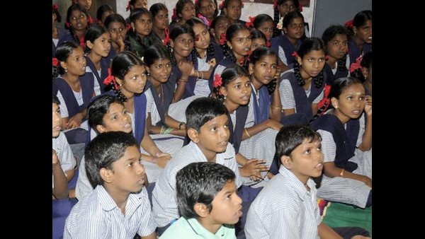 ಸರ್ಕಾರಿ ಆಂಗ್ಲ ಶಾಲೆಗಳಿಗೆ ಭಾರೀ ಡಿಮ್ಯಾಂಡ್; ಸಾವಿರ ಹೊಸ ಶಾಲೆ ನಿರ್ಮಾಣ ಯೋಜನೆ ...