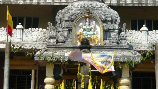 ಭುವನಗಿರಿಯಲ್ಲಿದೆ ನೂರಾರು ವರ್ಷಗಳ ಇತಿಹಾಸವುಳ್ಳ ಕನ್ನಡಾಂಬೆಯ ಏಕೈಕ ದೇಗುಲ! | The ...