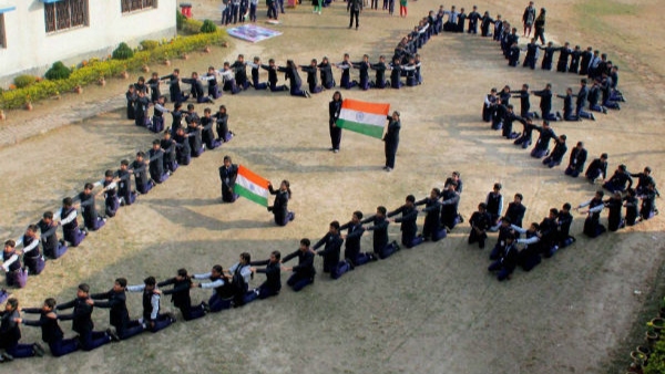 Happy Republic Day 2022: ಗಣರಾಜ್ಯೋತ್ಸವದ ಮಹತ್ವ, ಶುಭ ಸಂದೇಶಗಳು | Happy ...