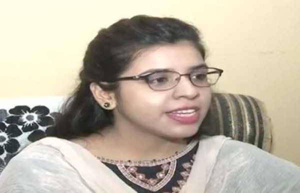 ಪಾಕಿಸ್ತಾನದಲ್ಲಿ ಡಿಎಸ್ಪಿ ಆದ ಮೊದಲ ಅಲ್ಪಸಂಖ್ಯಾತ ಹಿಂದೂ ಮಹಿಳೆ | Manisha Ropeta ...