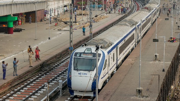 ಜನವರಿ 18ರಂದು 255 ರೈಲುಗಳನ್ನು ರದ್ದುಗೊಳಿಸಿದ ಭಾರತೀಯ ರೈಲ್ವೆ- ಸಂಪೂರ್ಣ ಪಟ್ಟಿ ...