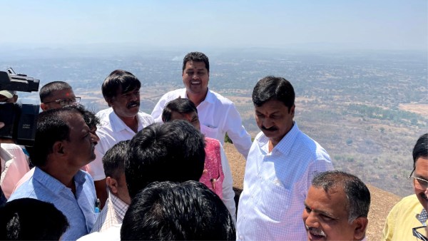 Ramesh Jarkiholi Profile: ಸಂಘರ್ಷದ ಸುಳಿಯಲ್ಲಿ ಮುಳುಗಿ ಹೋಗಿರುವ ವಿವಾದಿತ ...