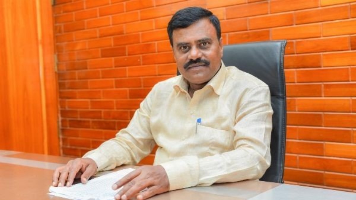 ಕಾಂಗ್ರೆಸ್ ಸೇರಲು ಜೆಡಿಎಸ್ ಶಾಸಕನ ತೀರ್ಮಾನ! | Gubbi JDS MLA SR Srinivas To ...