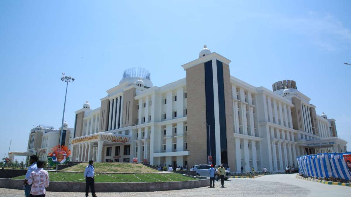 525 ಕೋಟಿ ರೂ ವೆಚ್ಚದಲ್ಲಿ ನಿರ್ಮಾಣವಾದ ನಂದಿ ವೈದ್ಯಕೀಯ ಕಾಲೇಜು ಮತ್ತು ಸಂಶೋಧನಾ ...