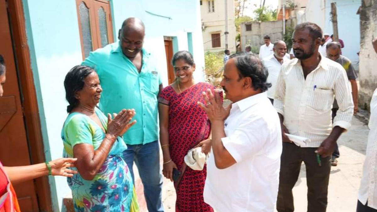 ಹಿರಿಯೂರು ವಿಧಾನಸಭಾ ಕ್ಷೇತ್ರ: ಗೆಲುವಿಗಾಗಿ ಮಾಜಿ ಸಚಿವ ಡಿ.ಸುಧಾಕರ್ ಭರ್ಜರಿ ...