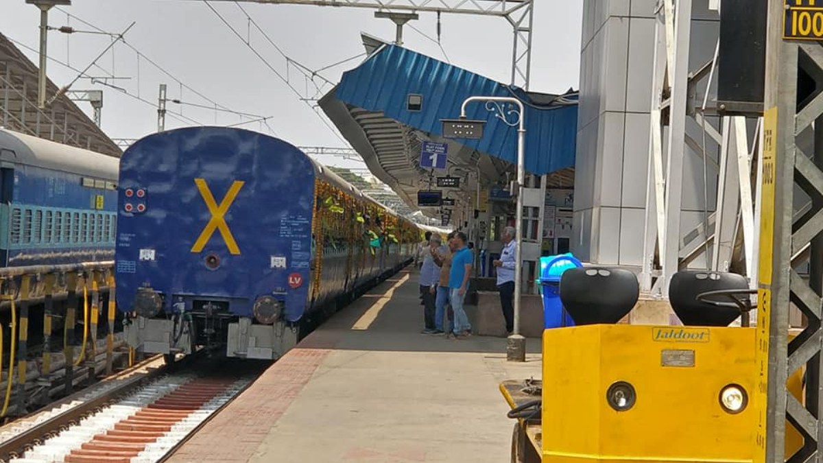 ಕರ್ನಾಟಕಕ್ಕೆ ಬೇಕು ಹೊಸ ರೈಲು, ವೇಳಾಪಟ್ಟಿ ಬದಲು; ಇಲ್ಲಿದೆ ಪಟ್ಟಿ | New Train ...