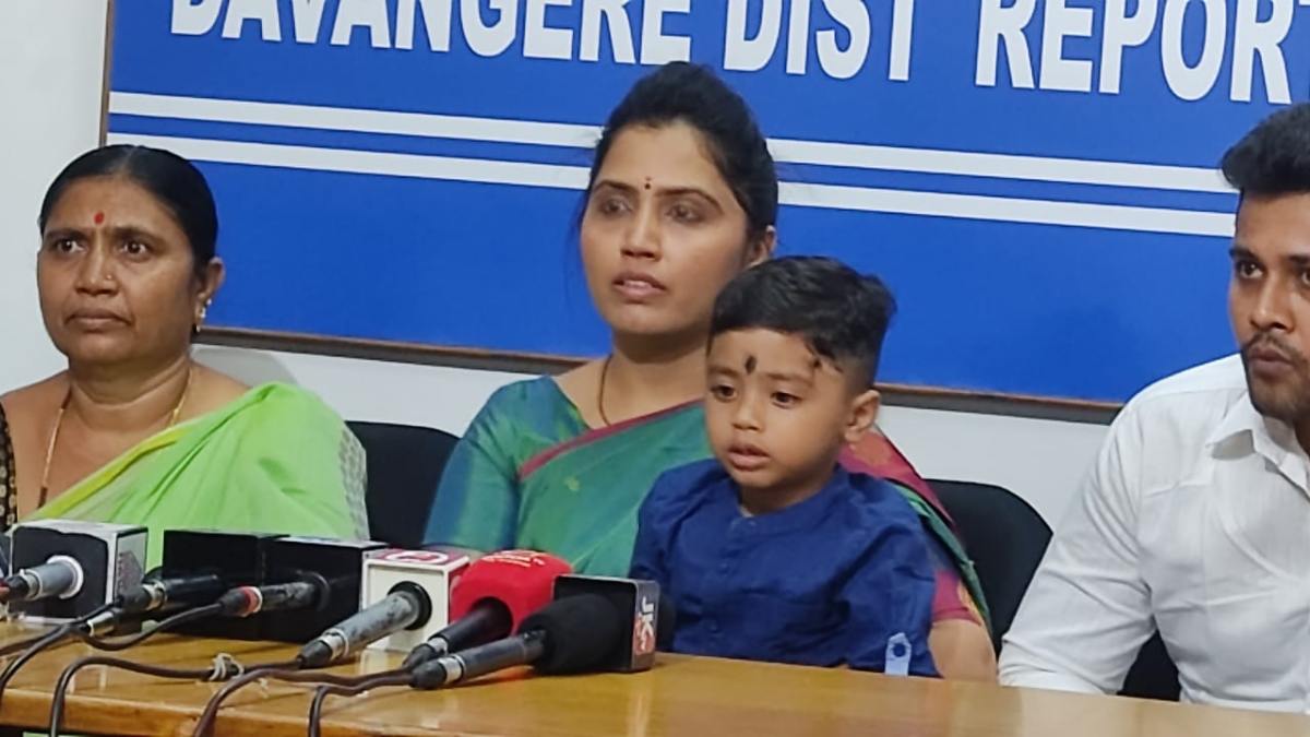 ಮಾಯಕೊಂಡ: ಪಕ್ಷೇತರರಾಗಿ ಸ್ಪರ್ಧಿಸುವುದಾಗಿ ಸುಳಿವು ನೀಡಿದ ಸವಿತಾ ಬಾಯಿ ಮಲ್ಲೇಶ್ ...