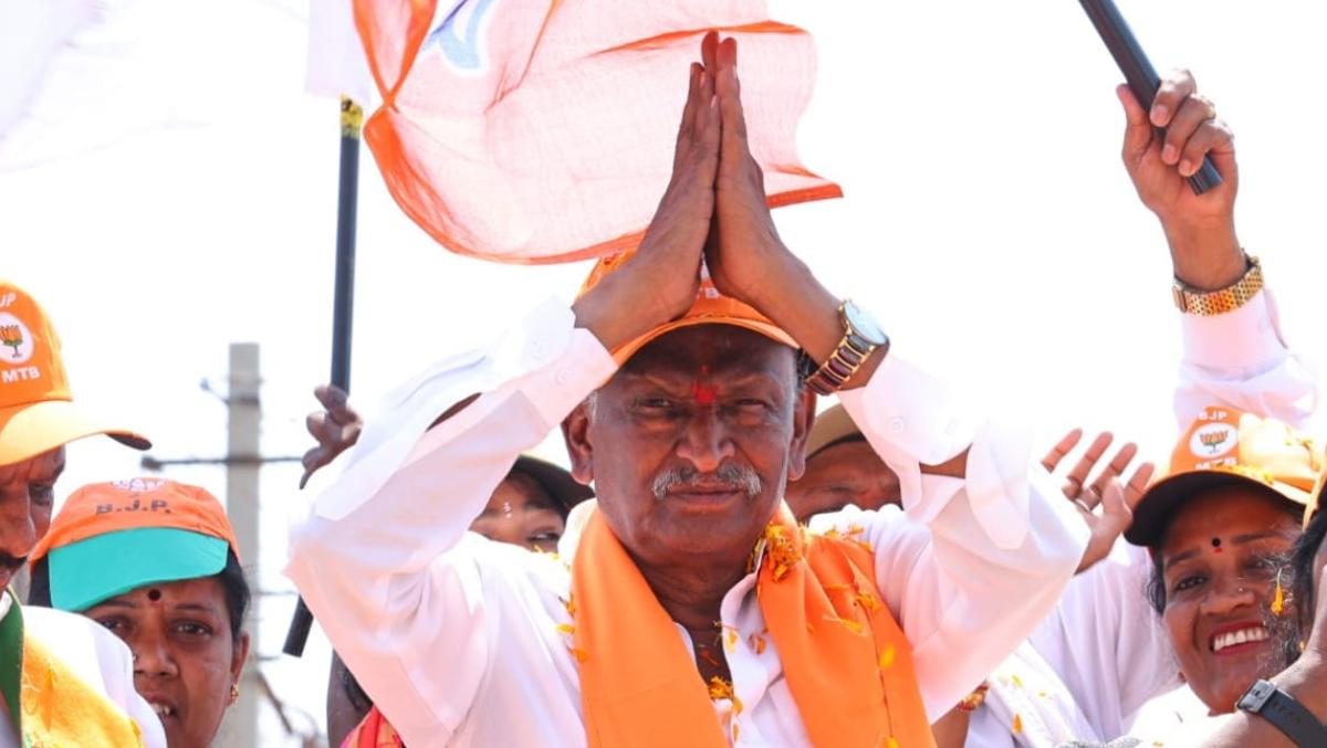 ನಾಮಪತ್ರ ಸಲ್ಲಿಸಿದ ಎಂಟಿಬಿ ನಾಗರಾಜ್: ಶ್ರೀಮಂತ ರಾಜಕಾರಣಿಯ ಘೋಷಿಸಿದ ಒಟ್ಟು ಆಸ್ತಿ ...