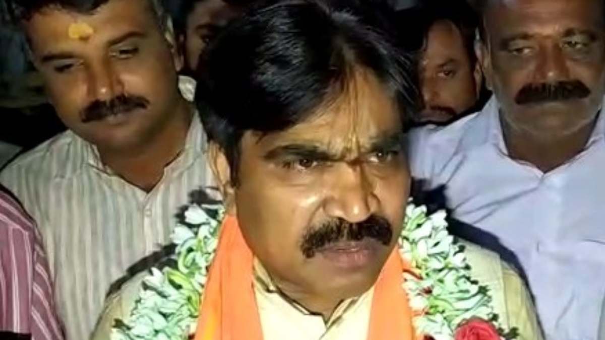 ಕೈ ತಪ್ಪಿದ ಟಿಕೆಟ್:‌ ಬಿಜೆಪಿ ವಿರುದ್ದ ಕೆಂಡಾಮಂಡಲ; ವಿಧಾನಪರಿಷತ್ ಸದಸ್ಯ ...