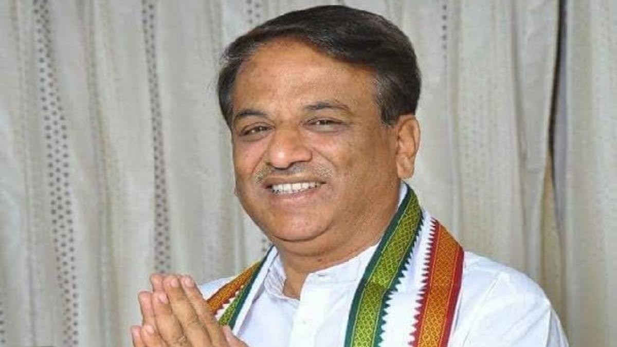 ಕೈ ತಪ್ಪಿದ ಟಿಕೆಟ್: ಕಾಂಗ್ರೆಸ್‌ಗೆ ರಾಜೀನಾಮೆ ಸಲ್ಲಿಸಲು ಮುಂದಾದ ಮಾಜಿ ಶಾಸಕ ಎಸ್ ...