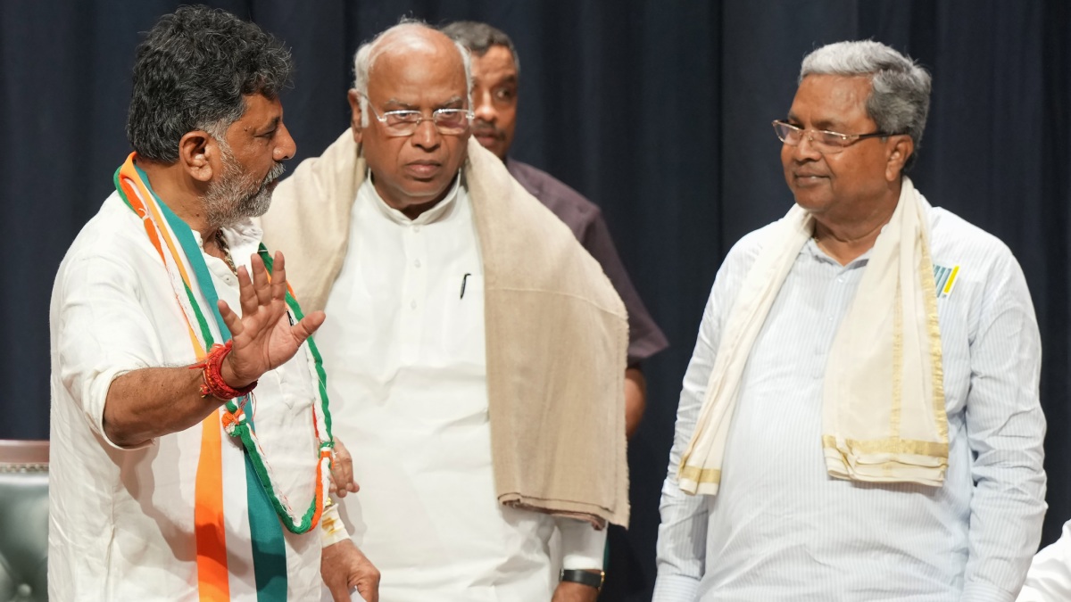 Karnataka CM: ಡಿಕೆಶಿ-ಸಿದ್ದುಗೆ ಆಪರೇಷನ್ ಕಮಲದ ಎಚ್ಚರಿಕೆ ಕೊಟ್ಟ ಹೈಕಮಾಂಡ್ ...