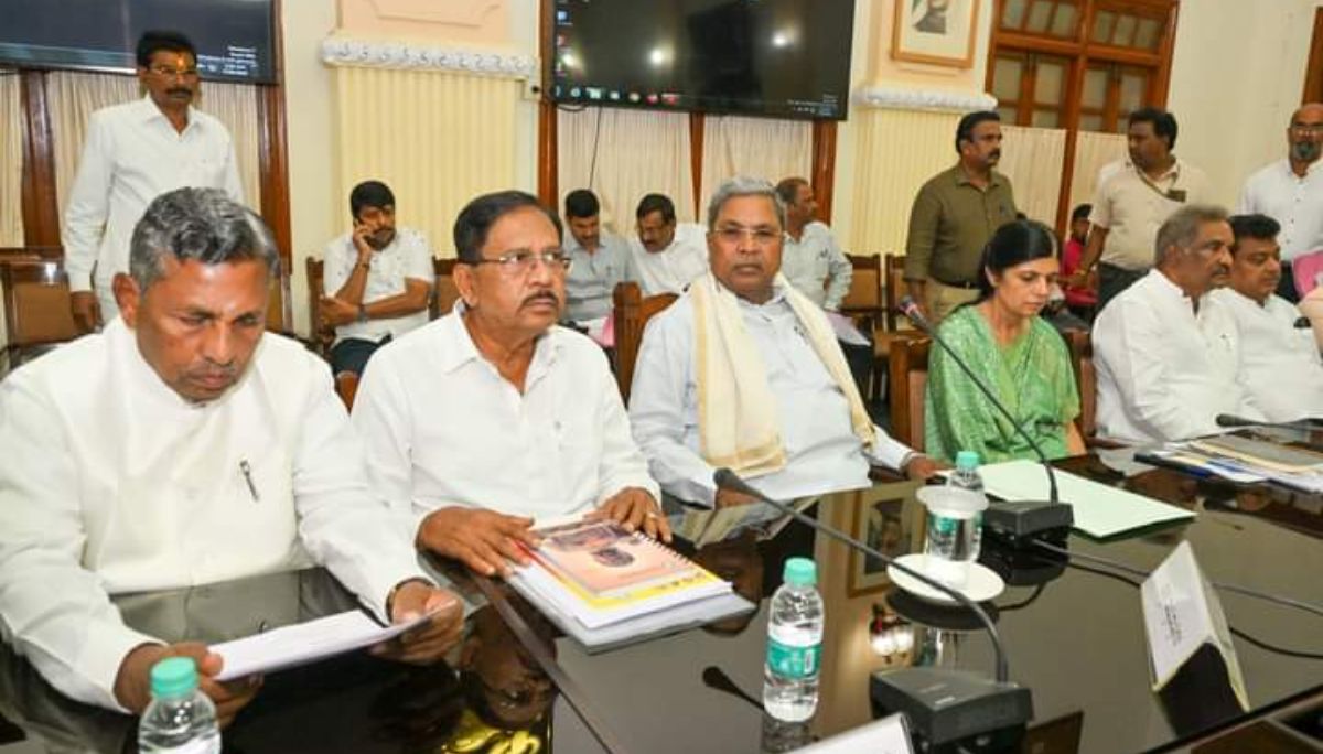 5 Guarantee Scheme: ಯೋಜನೆ ಜಾರಿ ನಿರ್ಧಾರ ಸಿಎಂಗೆ ಬಿಟ್ಟ ಸಚಿವರು, ಜೂ.2ಕ್ಕೆ ...