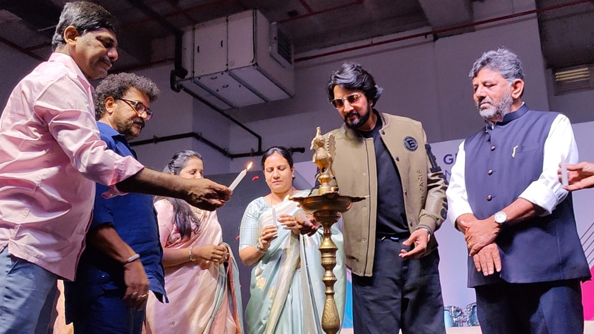 ಸಿಲಿಕಾನ್ ಸಿಟಿಯಲ್ಲಿ ಕಮ್ಯುನಿಟಿ ಮಾಲ್ ‘ಗ್ಲೋಬಲ್ ಡಿವಿನಿಟಿ’ ಲೋಕಾರ್ಪಣೆ ...