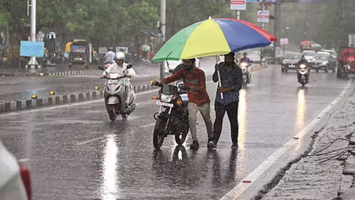 Karnataka Rain: ಈ ಜಿಲ್ಲೆಗಳಲ್ಲಿ ಇನ್ನೊಂದು ವಾರ ಅಬ್ಬರಿಸಲಿರುವ ವರುಣ ...