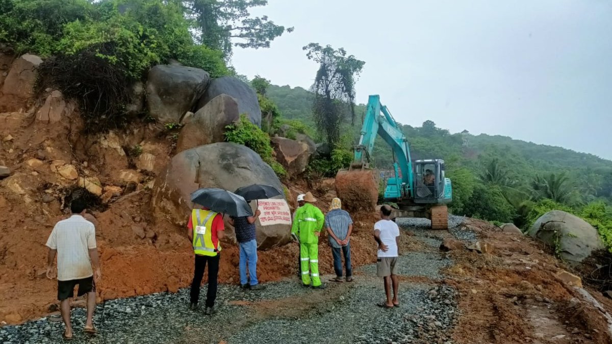 ಬೈತಖೋಲ್ ಗ್ರಾಮದ ಜನರಿಗೆ ನಡುಕ ಹುಟ್ಟಿಸಿದ ನೌಕಾನೆಲೆಯ "ಆ" ಯಡವಟ್ಟು | Hill ...
