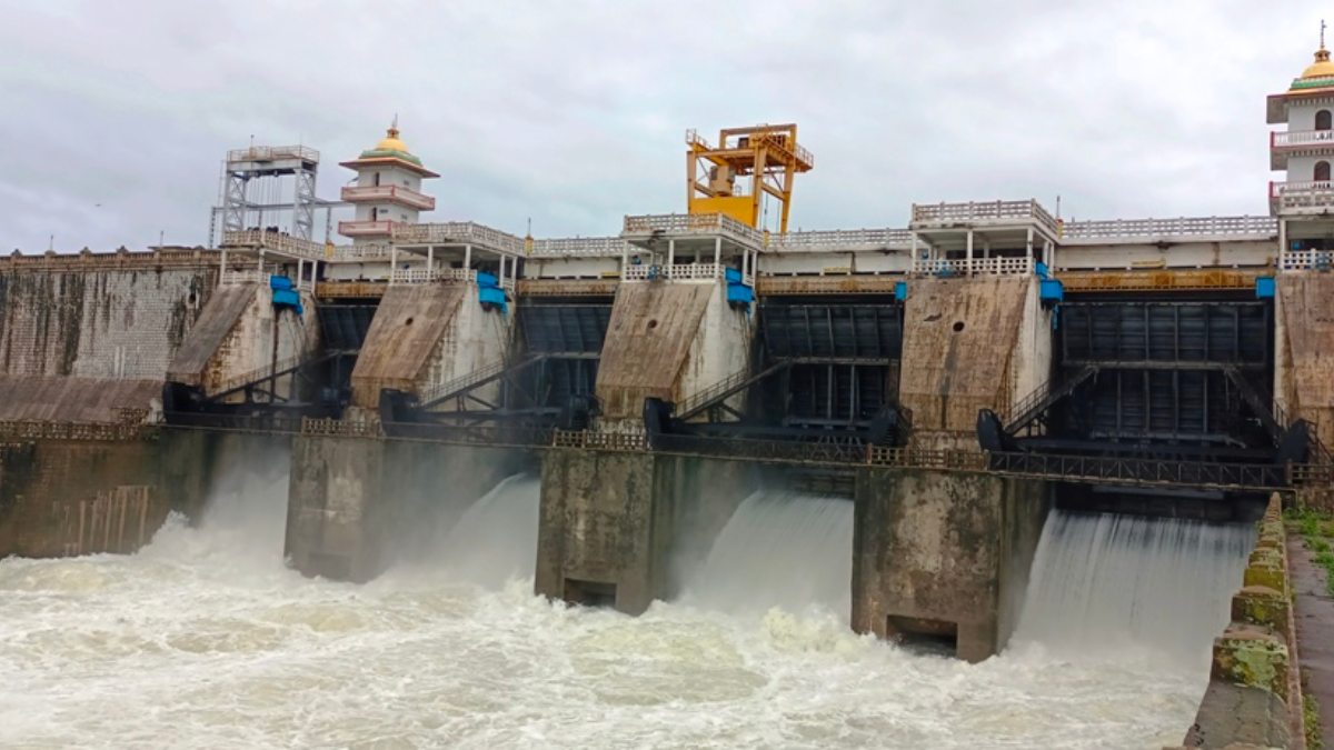 Kabini Dam Water Level: ಕೊನೆಗೂ ಭರ್ತಿಯಾದ ಕಬಿನಿ ಜಲಾಶಯ, ಒಂದೆಡೆ ಖುಷಿ ...
