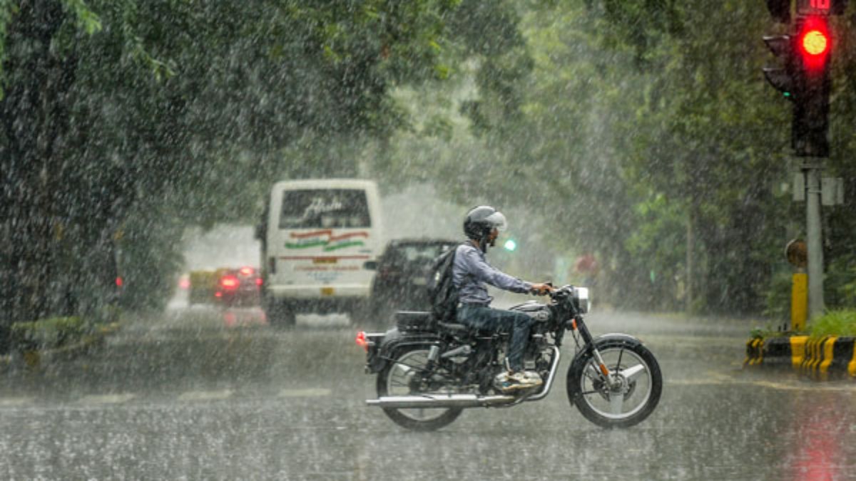 Karnataka Rain Alert: ಈ ಜಿಲ್ಲೆಗಳಲ್ಲಿ ಇಂದು ಸಂಜೆ ಗುಡುಗು ಮಿಂಚು ಸಹಿತ ಭಾರೀ ...