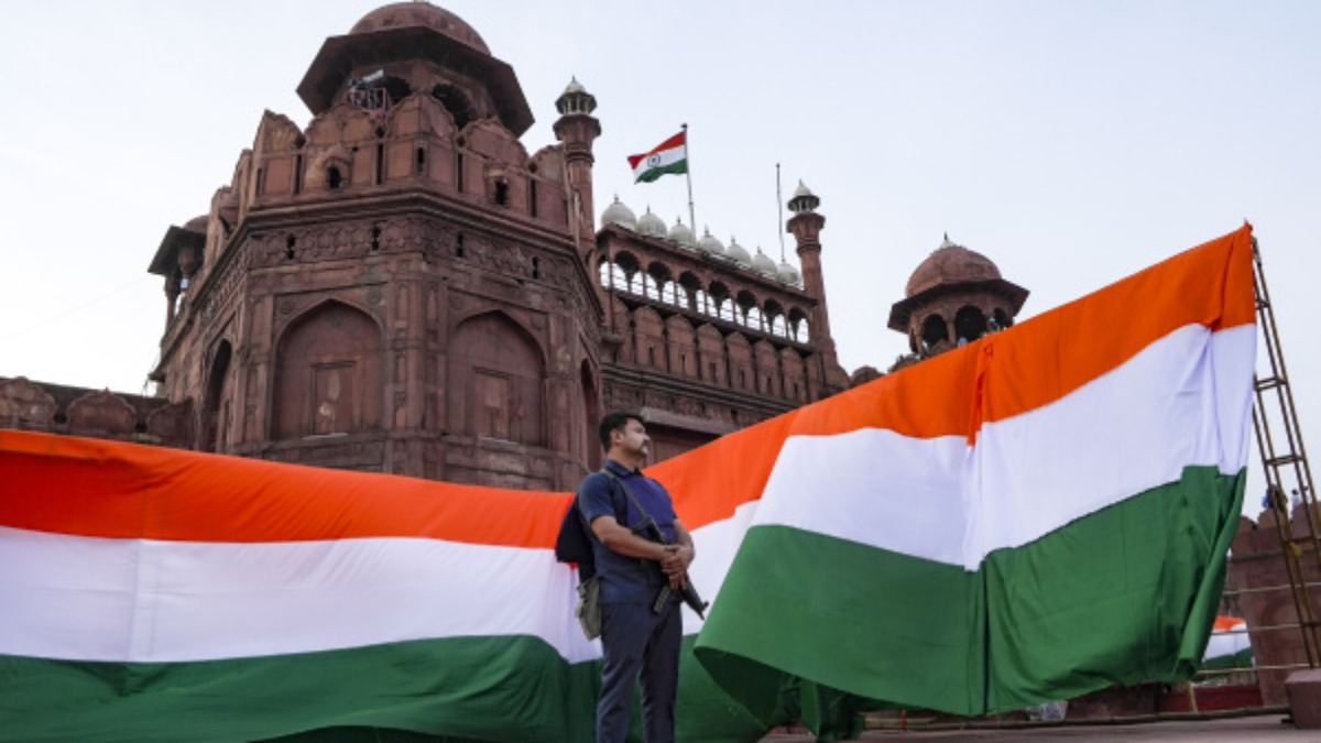 Independence Day 2023: ಕೆಂಪುಕೋಟೆಯಲ್ಲಿ ಹೆಚ್ಚಿದ ಕಳೆ- 1800 ವಿಶೇಷ ಅತಿಥಿಗಳಿಗೆ ಆಹ್ವಾನ! | Independence ...