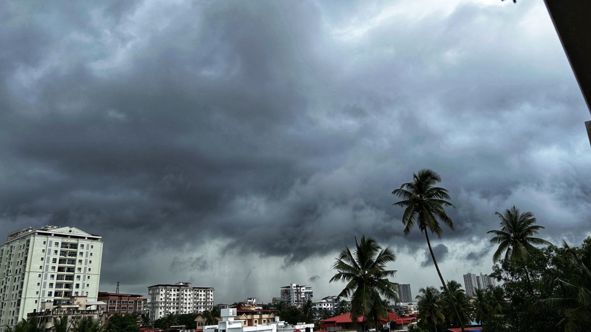 Karnataka Rain: ಬೆಂಗಳೂರು, ಕರಾವಳಿ ಜಿಲ್ಲೆಗಳಲ್ಲಿ ಎಡೆಬಿಡದೇ ಸುರಿಯುತ್ತಿರುವ ...