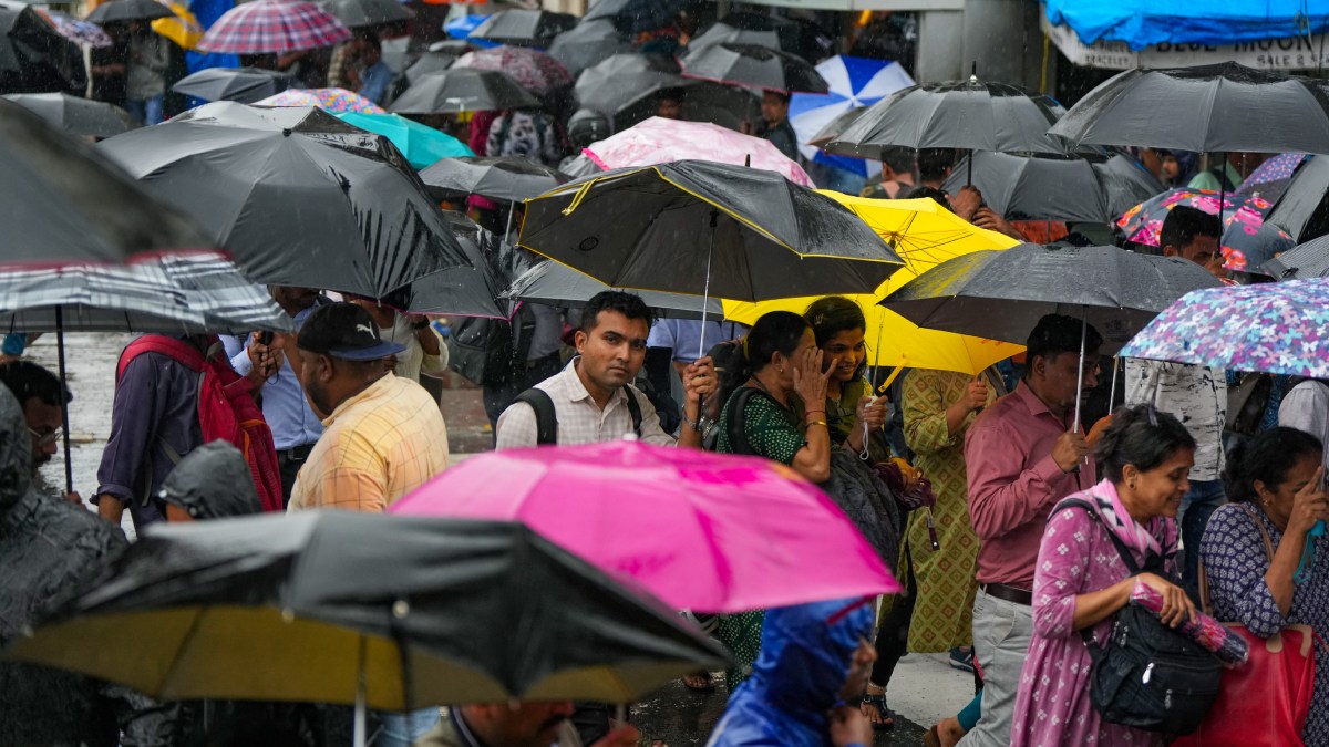 Bengaluru Rain: ಆಗಸ್ಟ್‌ನಲ್ಲಿ ಶೇ 40 ಮಳೆ ಕೊರತೆ- ಬೆಂಗಳೂರಿನ ತಾಪಮಾನ ಹೆಚ್ಚಳ ...