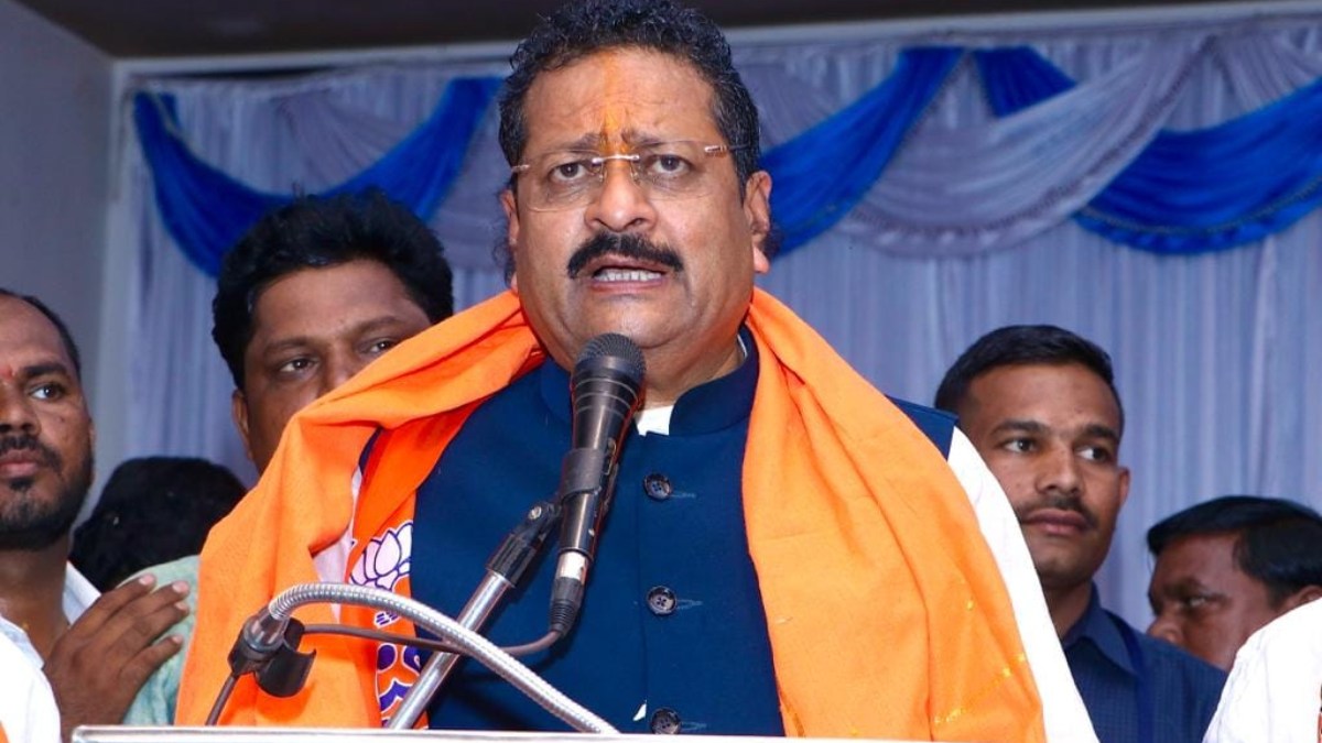 ‘ಬಸನಗೌಡ ಪಾಟೀಲ್ ಯತ್ನಾಳ್ ಹುಚ್ಚರಂತೆ ಮಾತನಾಡುತ್ತಾರೆ’ ಹಿಂಗೆ ಹೇಳಿದ್ದು ಯಾರು? | Discover How Basanagouda ...