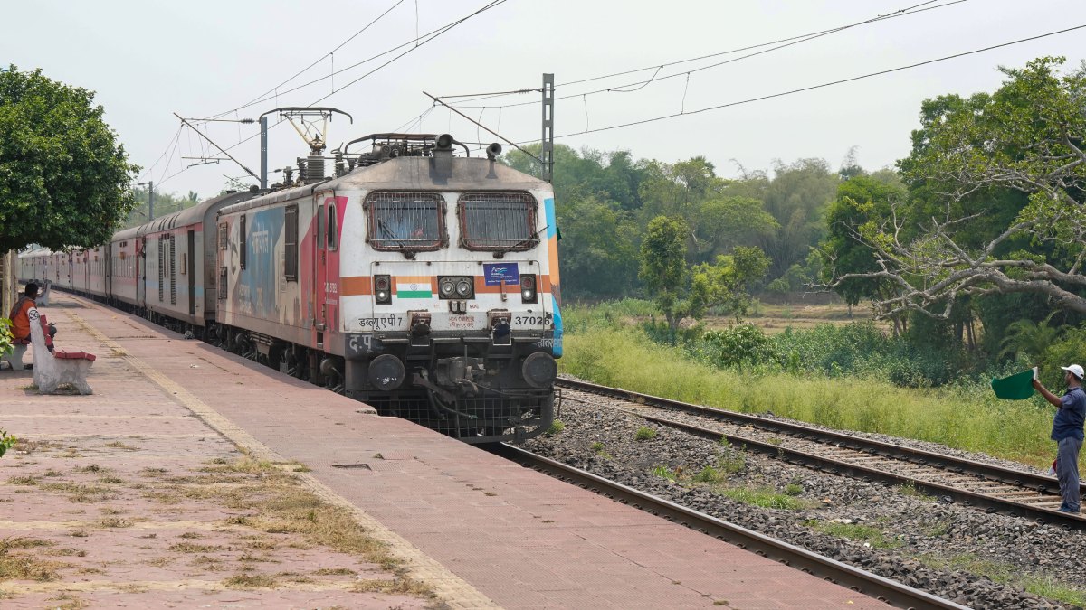 Pune-Belagavi Jan Shatabdi: ಬೆಳಗಾವಿ-ಪುಣೆ ರೈಲ್ವೆ ಕಾರ್ಯಾಚರಣೆ ಯಾವಾಗ ...