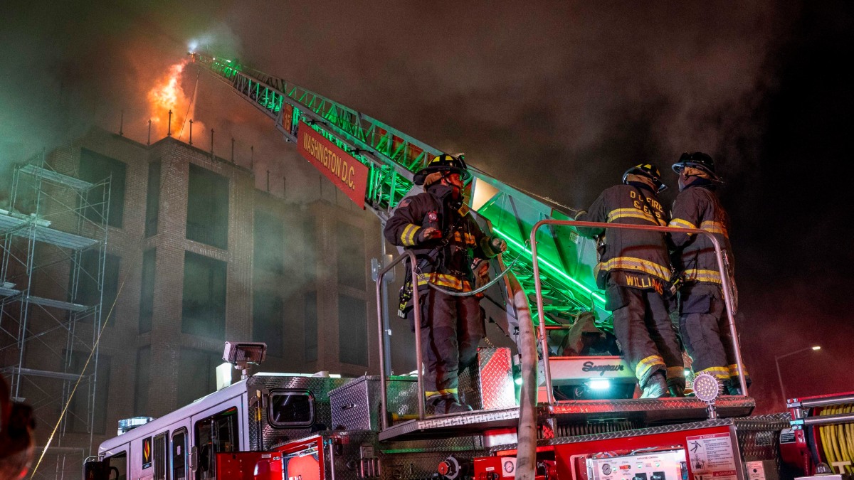 ಬೆಂಗಳೂರು ಮಾಲ್‌ಗಳಲ್ಲಿ ಅಗ್ನಿ ದುರಂತ ತಪ್ಪಿಸಲು ಕ್ರಮ, ಡಿಕೆಶಿ ಪತ್ರ | Fire ...