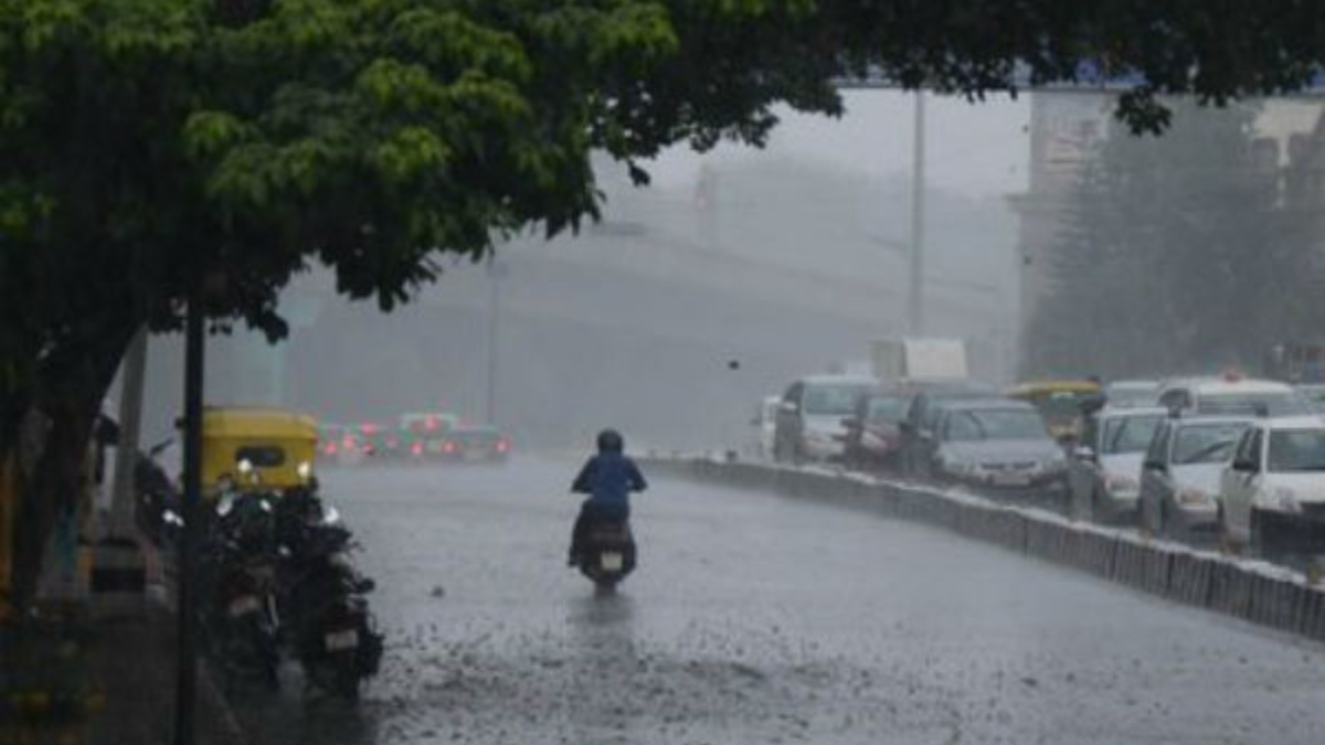 Karnataka Rain: ರಾಜ್ಯದ ಎಲ್ಲಾ 31 ಜಿಲ್ಲೆಗಳಲ್ಲೂ ಭಾರೀ ಮಳೆ ಮುನ್ಸೂಚನೆ ...