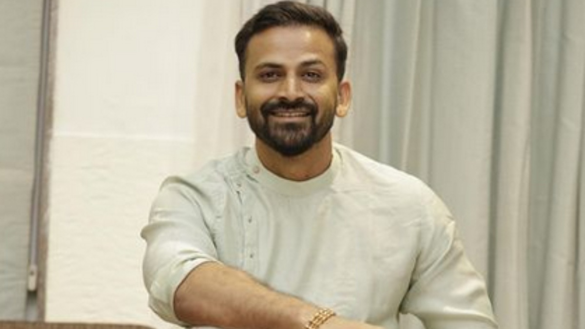 ಸಿನಿಮಾ ಟ್ರೆಂಡಿಂಗ್.. ಮದುವೆ ಪೆಂಡಿಂಗ್‌: ಮದುವೆ ಬಗ್ಗೆ ಮೌನ ಮುರಿದ ಡಾಲಿ ಧನಂಜಯ್ ...